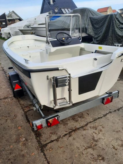 Crescent - Crescent Boote - Cremo 465 SC - SEEBOOTECH