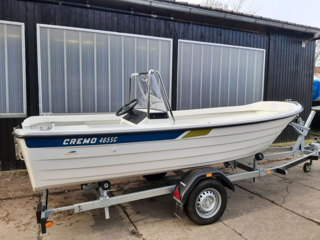 Crescent - Crescent Boote - Cremo 465 SC - SEEBOOTECH